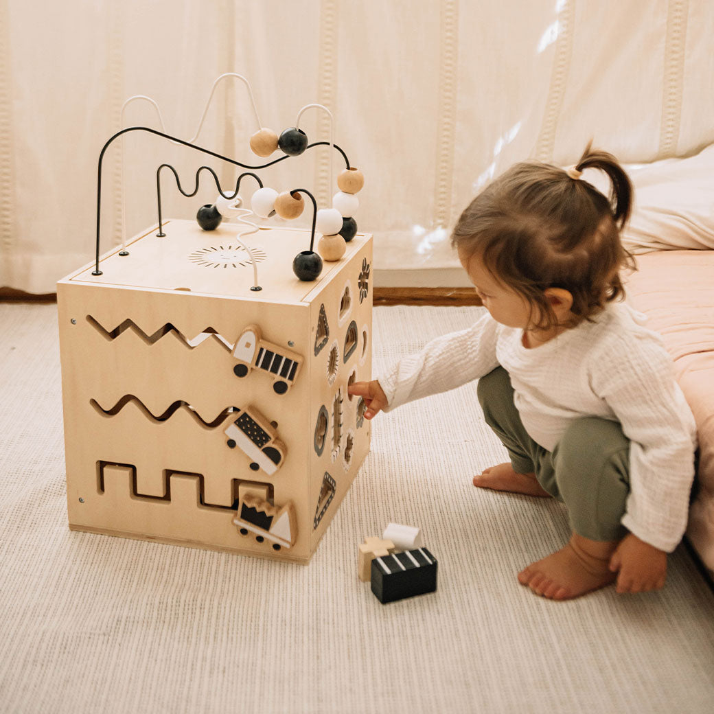 Wonder & Wise Busy Box | Modern Nursery